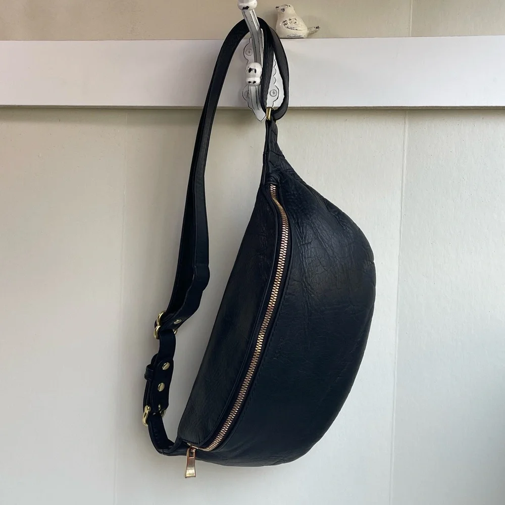 Fount | Bags | Fount The Harmon Belt Bag | Poshmark